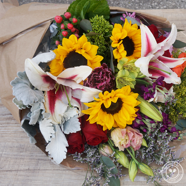 Garden Wrap Bouquet :: Carrollwood Florist
