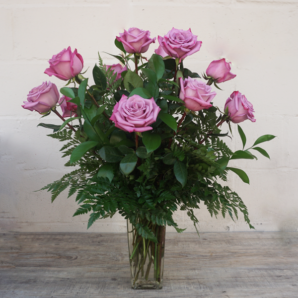 Standard Dozen Colored Roses :: Carrollwood Florist