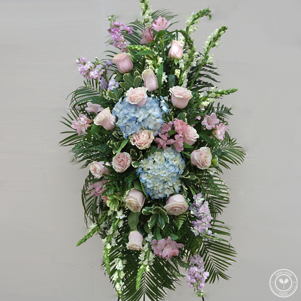 Sacred Garden Spray :: Carrollwood Florist